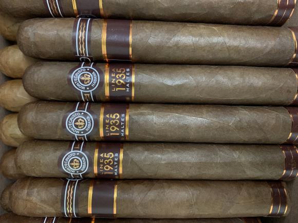 Photos From SwissCubanCigars Customers